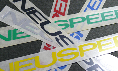 NEUSPEED Logo デカール（Sサイズ) NEUSPEEDステッカー マニアックス公式通販｜maniacs web shop